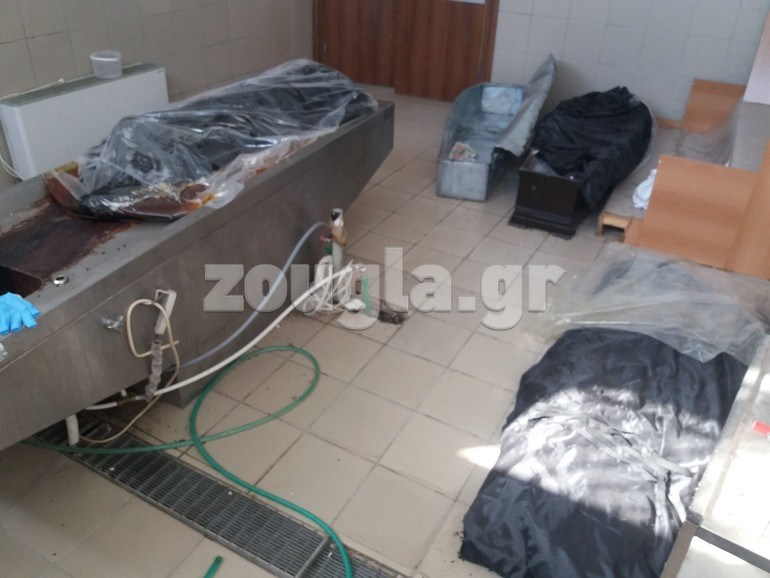 Φρίκη: Πτώματα εκτός ψυγείων στο νεκροτομείο Διαβατών -Σκληρές εικόνες ...