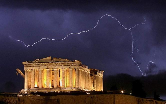 Απίστευτο βίντεο με τους κεραυνούς που «χτύπησαν» την Αθήνα ...