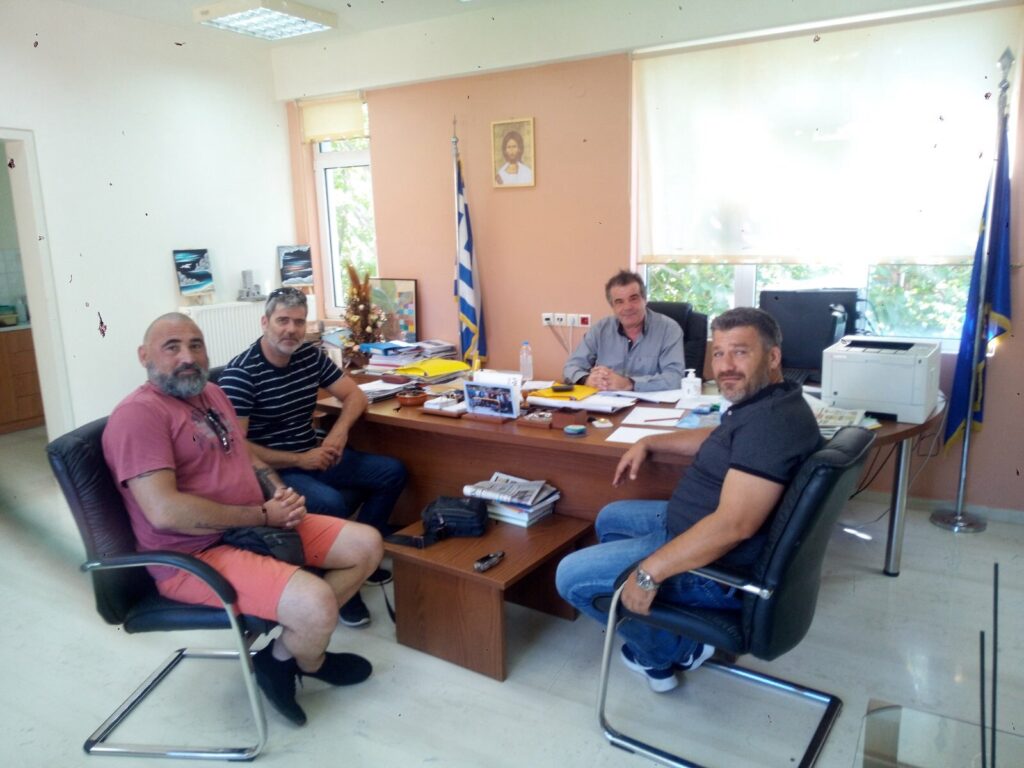 Με εκπροσώπους της ΠΟΕ-ΟΤΑ συναντήθηκε ο δήμαρχος Αγ. Βασιλείου ...