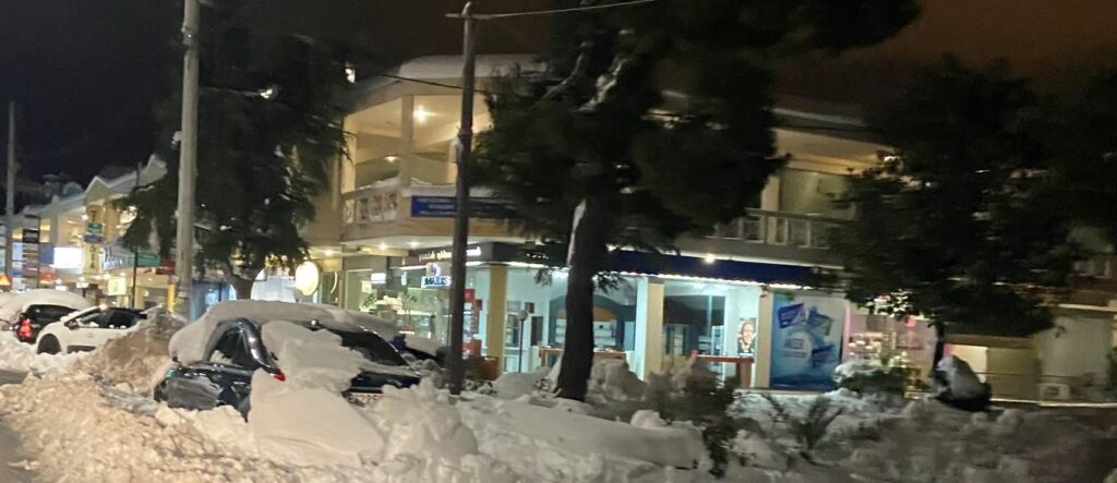 Μελίσσια: 77χρονος γλίστρησε στον πάγο, χτύπησε και πέθανε ...