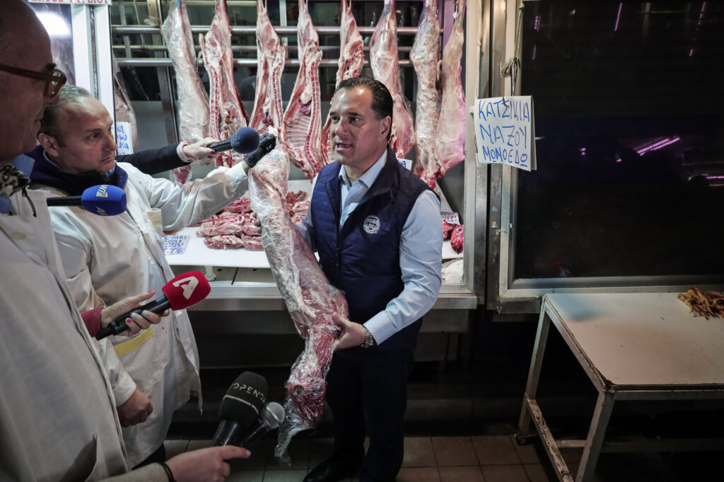 Γεωργιάδης από τη Βαρβάκειο: Στα περσινά επίπεδα οι τιμές σε αρνί και ...