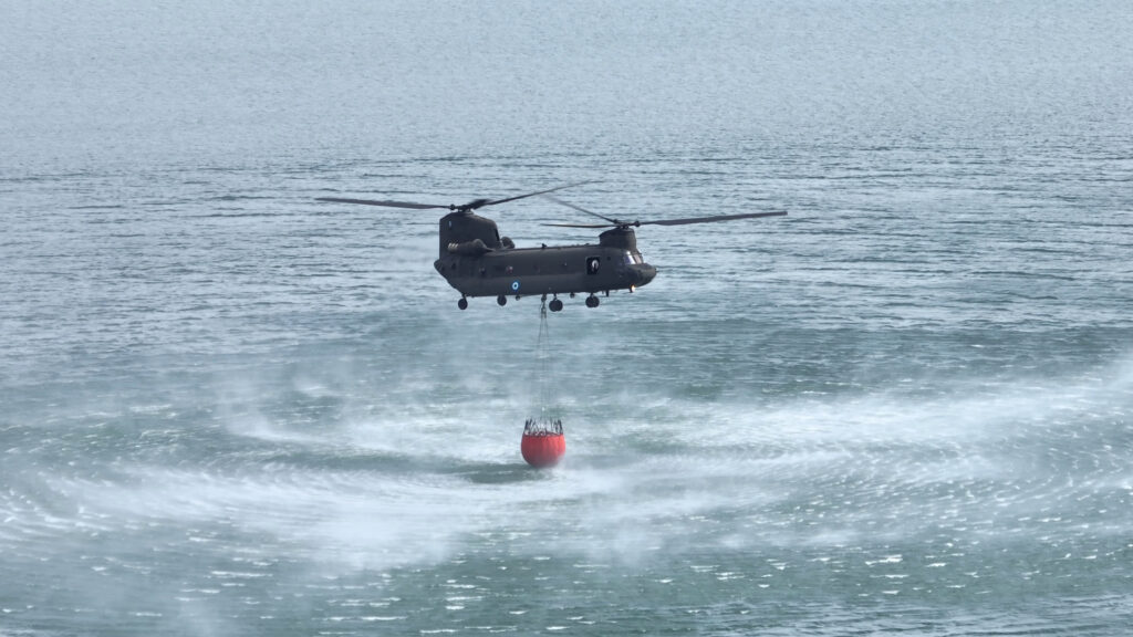 Δοκιμαστικές πτήσεις αεροπυρόσβεσης στην Υλίκη - Aftodioikisi.gr