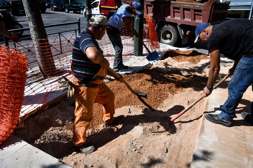 Εργαζόμενοι ΟΤΑ: Άμεση διακοπή όλων των υπαίθριων εργασιών ενόψει ...