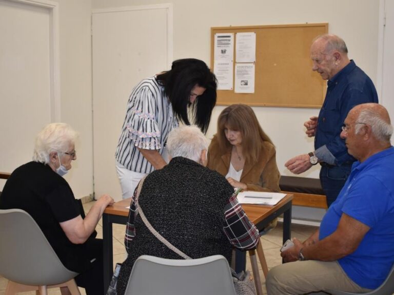 Δήμος Φυλής: Μεγάλη προσέλευση για έλεγχο ακουστικής ικανότητας στα ...