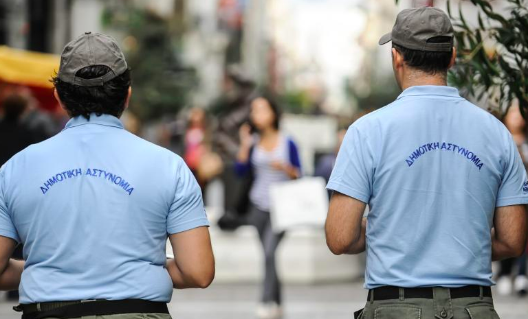 Θεσσαλονίκη: Πώς η ΕΛΑΣ παίζει... μπάλα στη δημοτική αστυνομία της ...