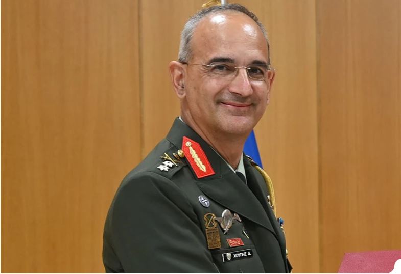 Αυτός είναι ο νέος αρχηγός ΓΕΕΘΑ - Aftodioikisi.gr