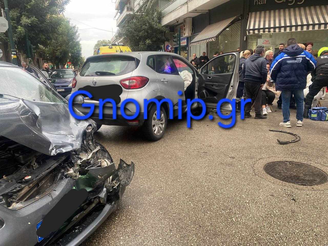 Πάτρα: Οδηγός έπαθε καρδιακό και προκάλεσε τροχαίο με 3 τραυματίες ...