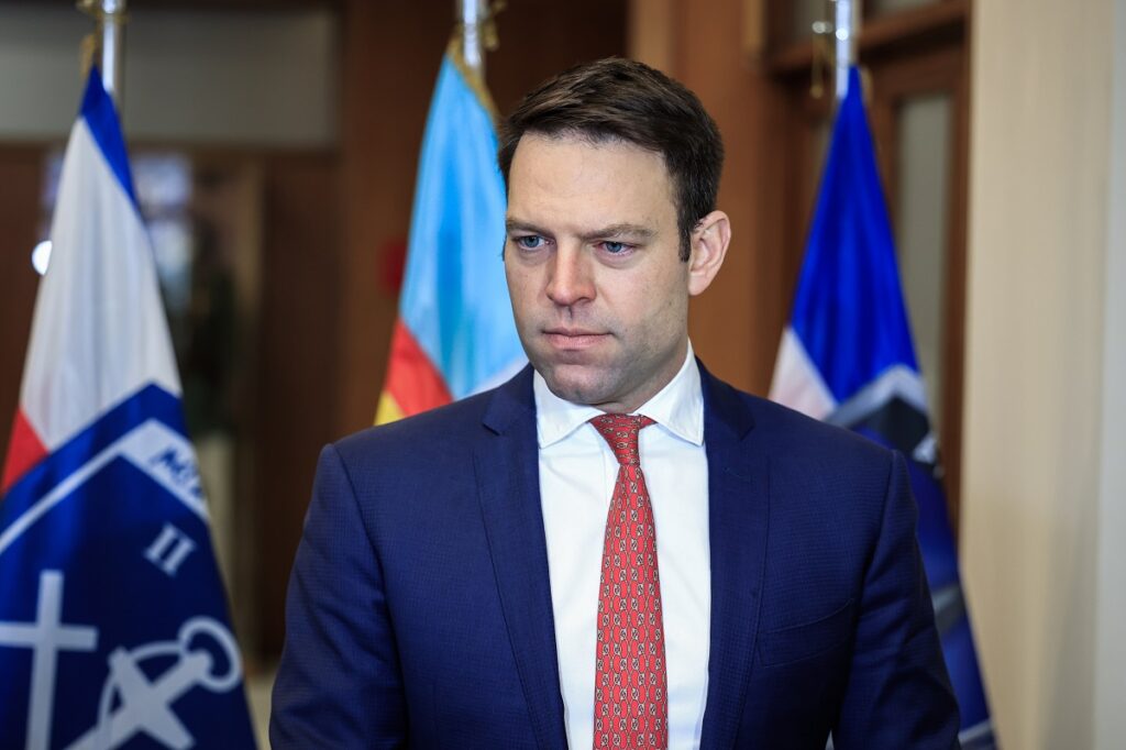 Η εμφάνιση Κασσελάκη στη Λέσχη της Κηφισιάς-Όλο το παρασκήνιο ...
