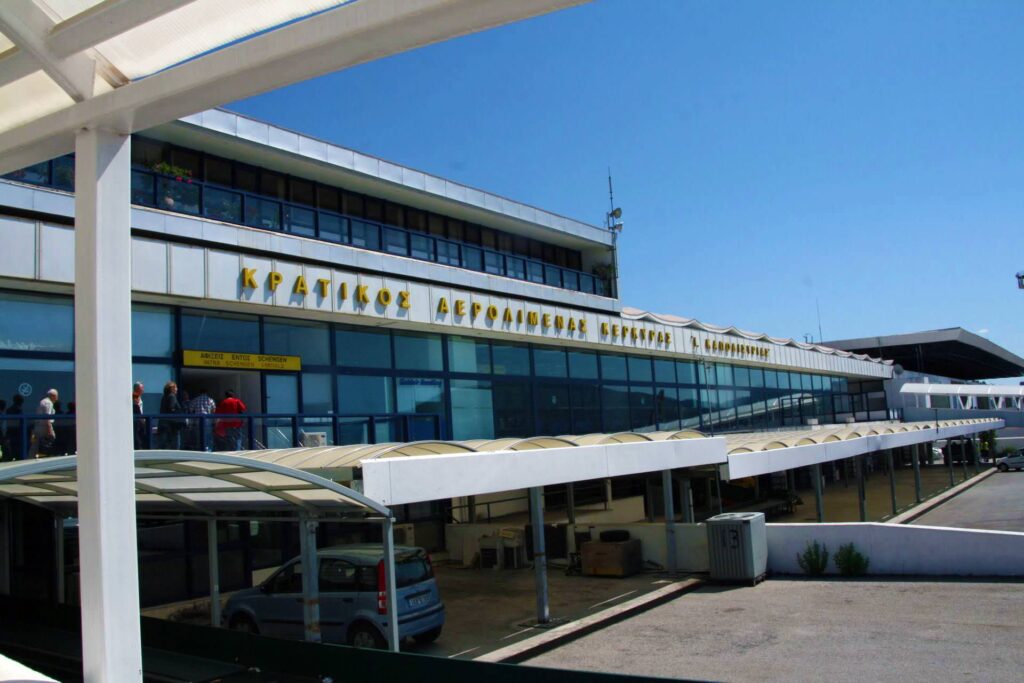 Εκλεισε το αεροδρόμιο της Κέρκυρας για 14 μέρες! - Aftodioikisi.gr