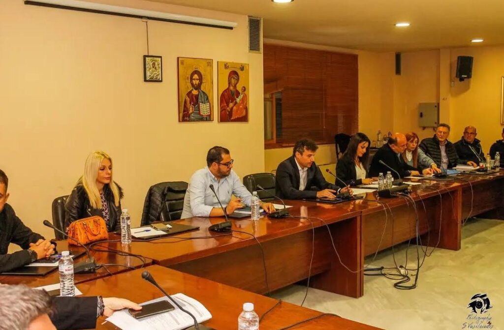Δήμος Μάνδρας-Ειδυλλίας: Εξελέγη το νέο Προεδρείο του δημοτικού ...