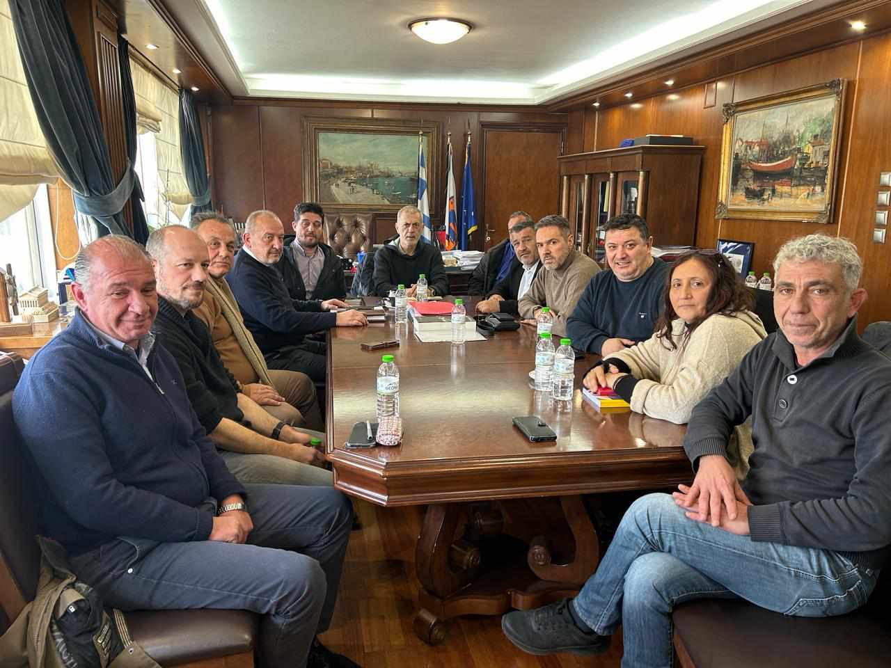 Υπέρ της μονιμοποίησης συμβασιούχων ο Δήμαρχος Πειραιά - Aftodioikisi.gr
