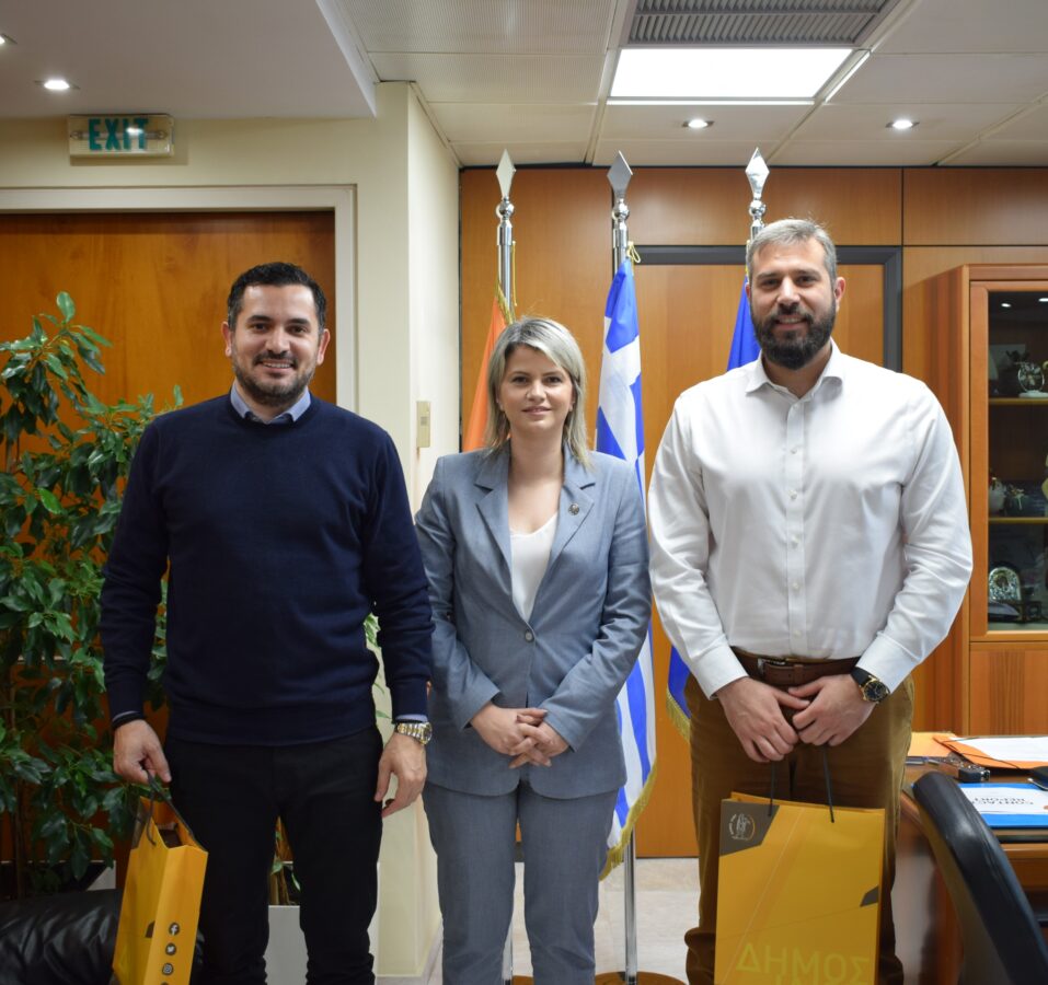 Συνάντηση εργασίας για τρεις δημάρχους του Δυτικού Τομέα στο δημαρχείο ...