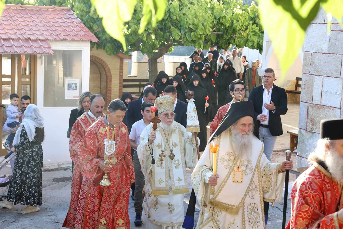 Σε κλίμα κατάνυξης ο Εσπερινός της Αγάπης στην ιερά Μονή Αγίου ...