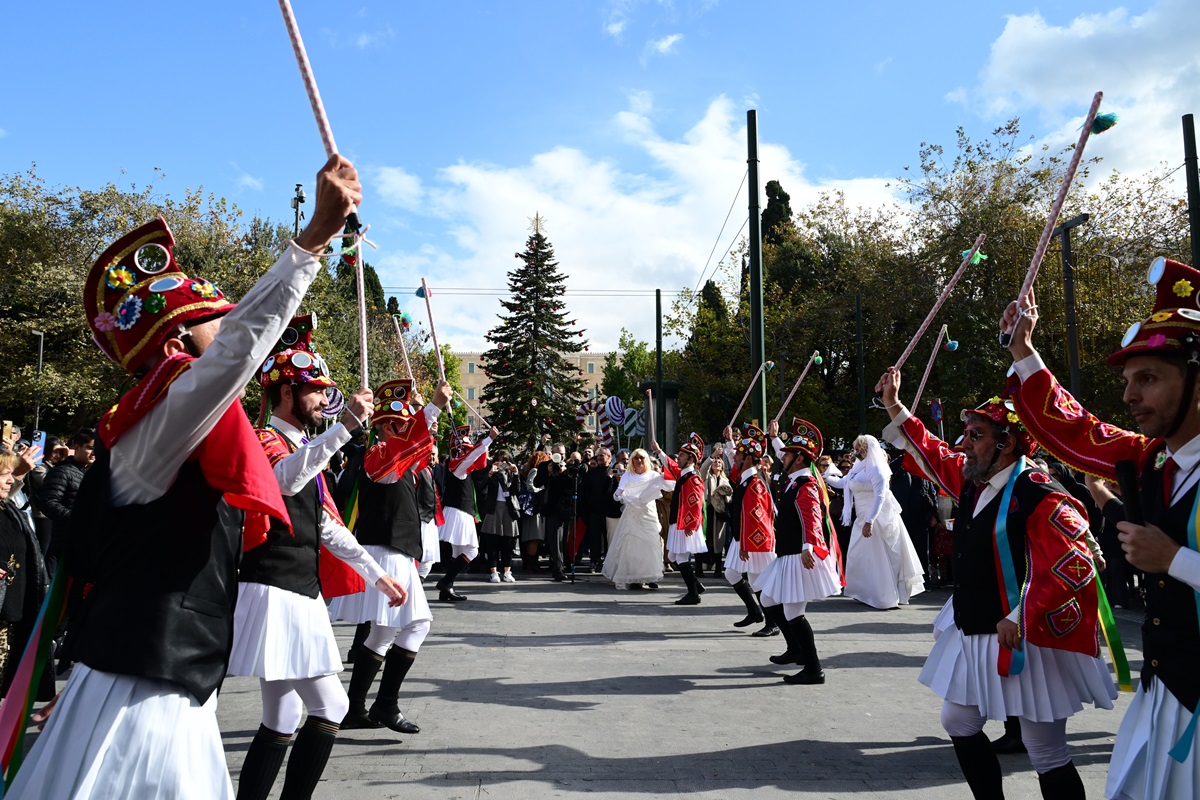 Τα έθιμα των Χριστουγέννων σε όλη την Ελλάδα (φωτο) - Aftodioikisi.gr