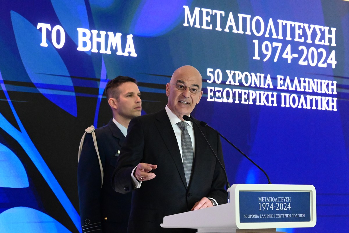Ν. Δένδιας: Έρχονται αλλαγές στη στρατιωτική θητεία το 2025 ...