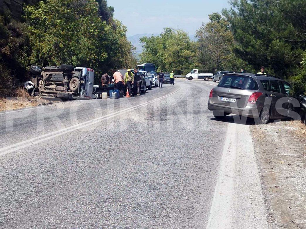 ΕΟ Καβάλας Θεσσαλονίκης: Σφοδρή σύγκρουση οχημάτων με τραυματίες (φωτο ...