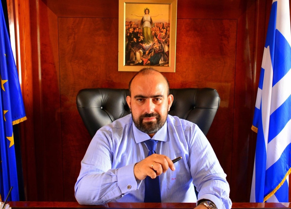 Λιποθύμησε ο δήμαρχος Κυθήρων εν μέσω του επιχειρησιακού συντονισμού ...