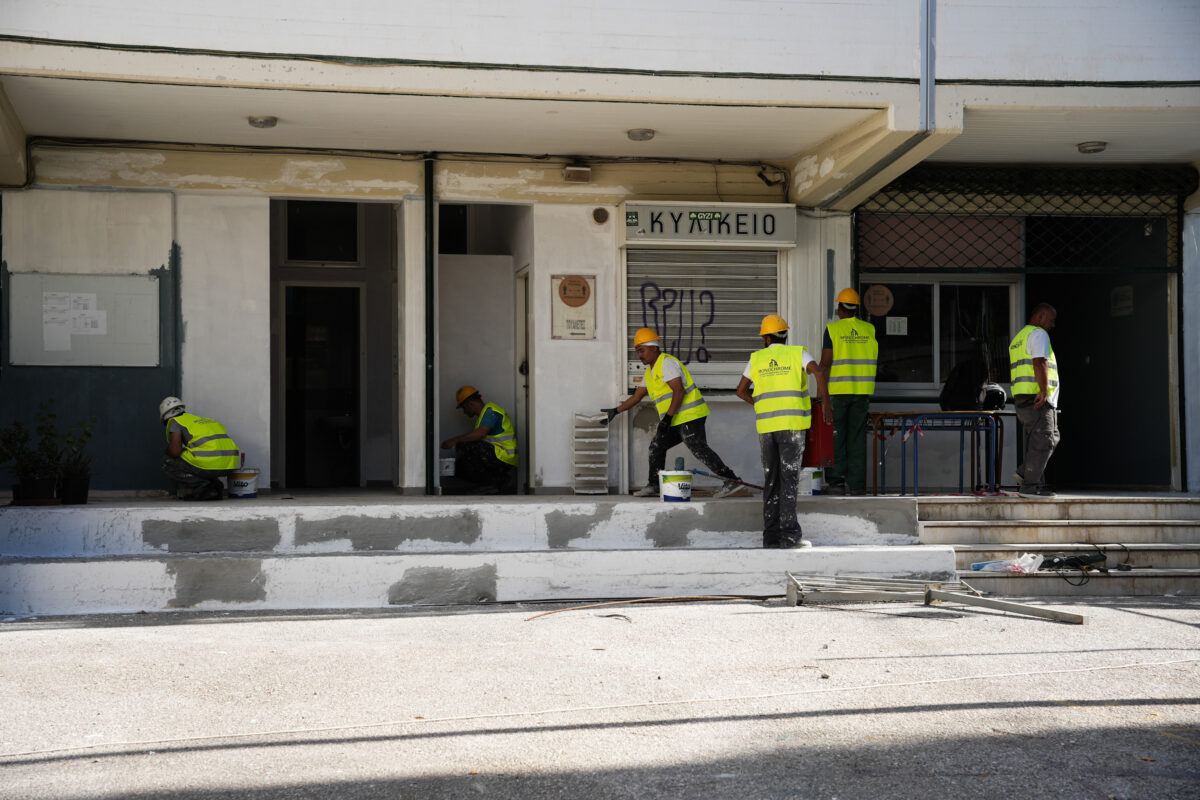 Δούκας: «Μέχρι το τέλος του καλοκαιριού, πάνω από 70 σχολεία στην Αθήνα ...