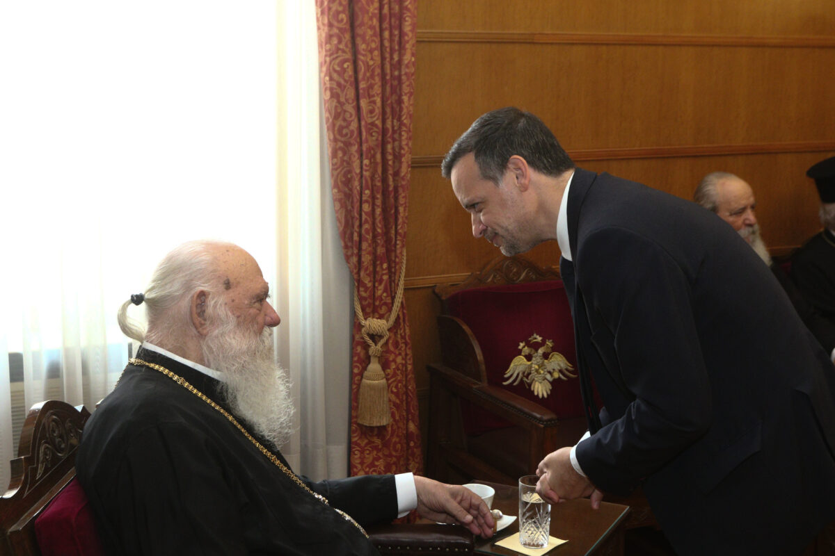 Χ. Δούκας: «Ο Αρχιεπίσκοπος, που στήριξε τον Ρούτσι, δεν είναι ...