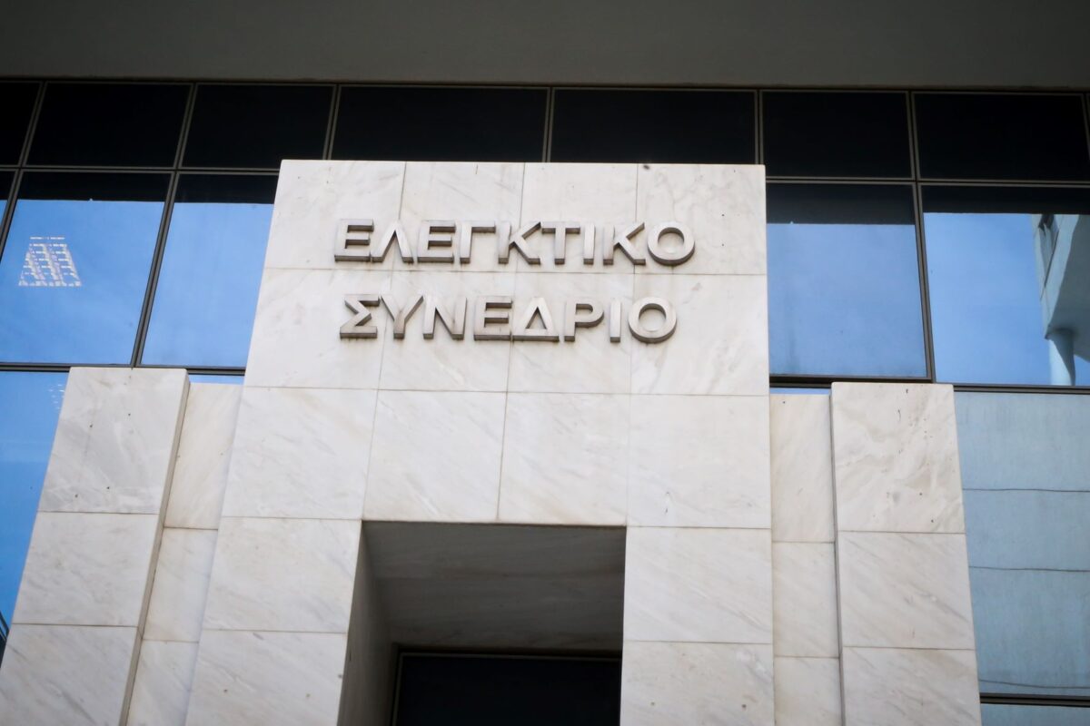 Όργιο απευθείας συμβάσεων 4,6 δισ. € σε ένα έτος - Τι αποκαλύπτει το ...