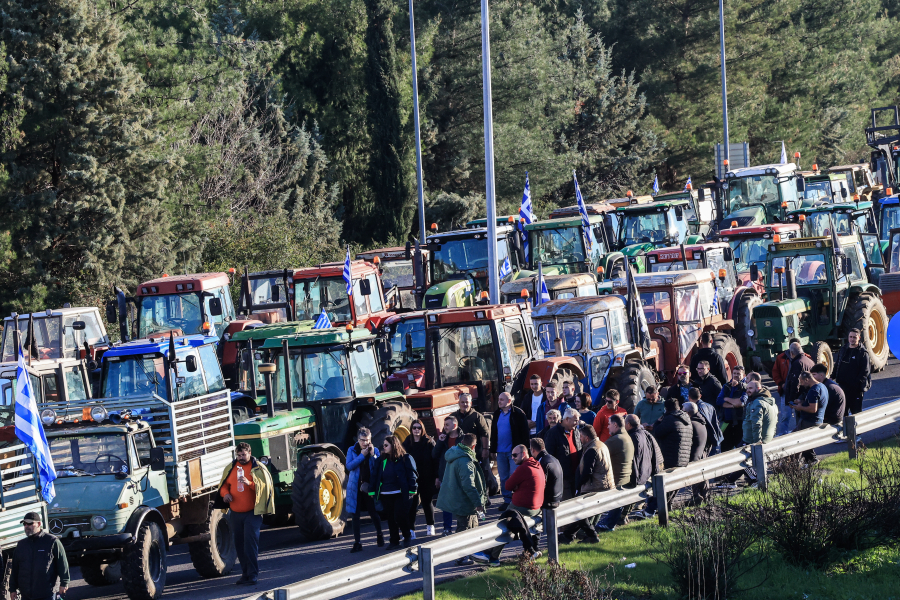 Αγροτικές κινητοποιήσεις: Ποιοι δρόμοι έχουν κλείσει - Έρχονται μπλόκα ...