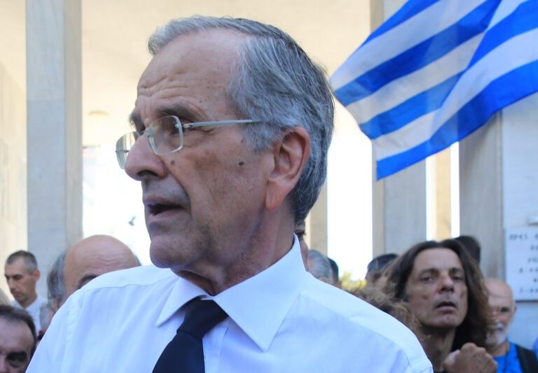 Βλαχοmayor για υποψήφιος βουλευτής με τον Σαμαρά (φωτο) - Aftodioikisi.gr